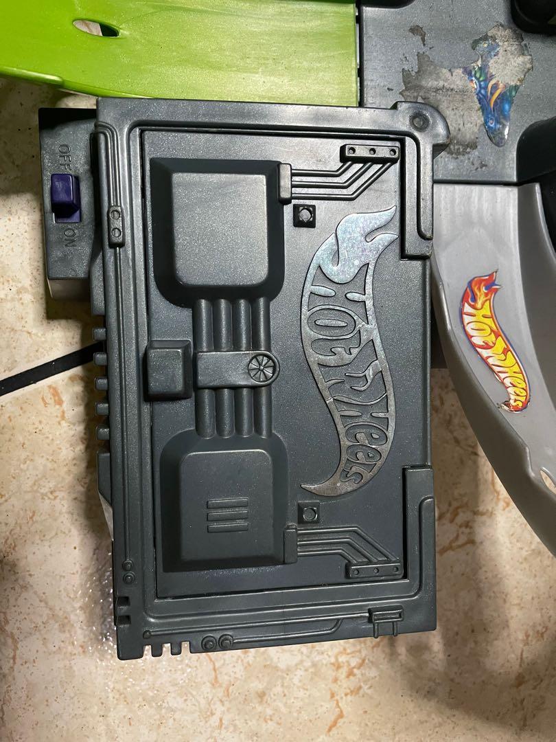 Hot Wheels Racetrack Octoblast 2002, Hobbies & Toys, Toys & Games on ...