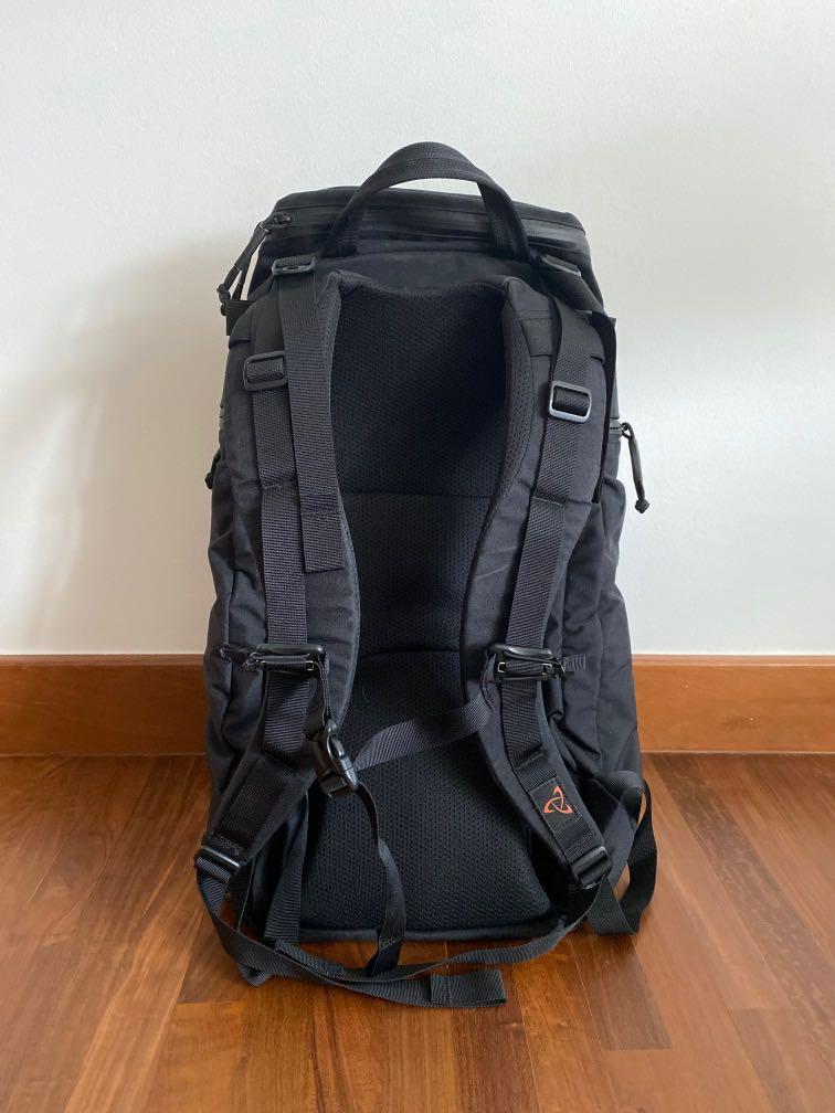 Mystery Ranch x Carryology Unicorn Backpack, Men's Fashion, Bags ...
