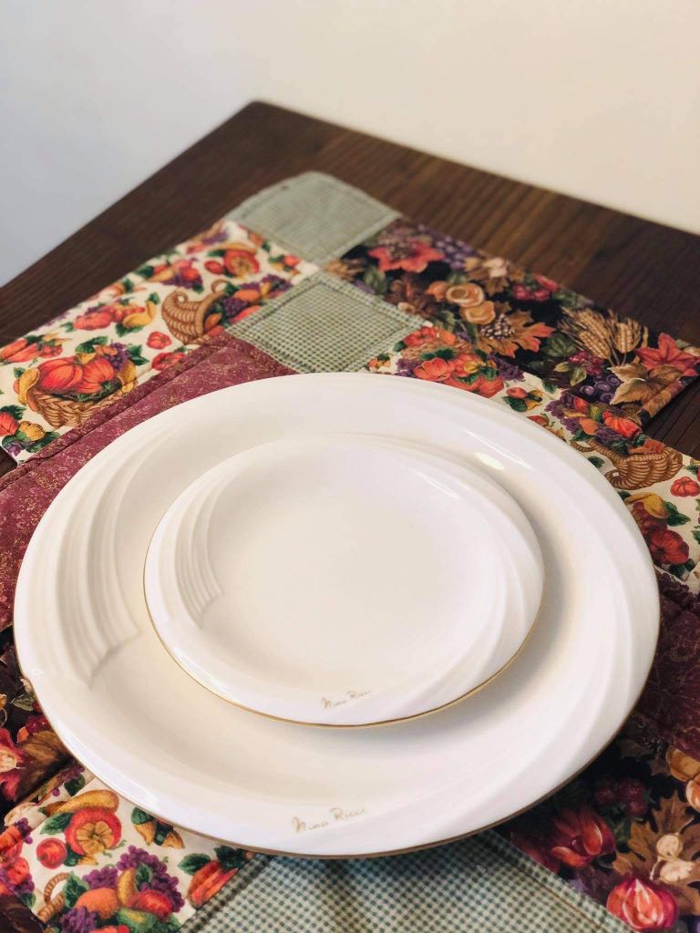 Nina Ricci Cake Plates, Furniture & Home Living, Kitchenware ...