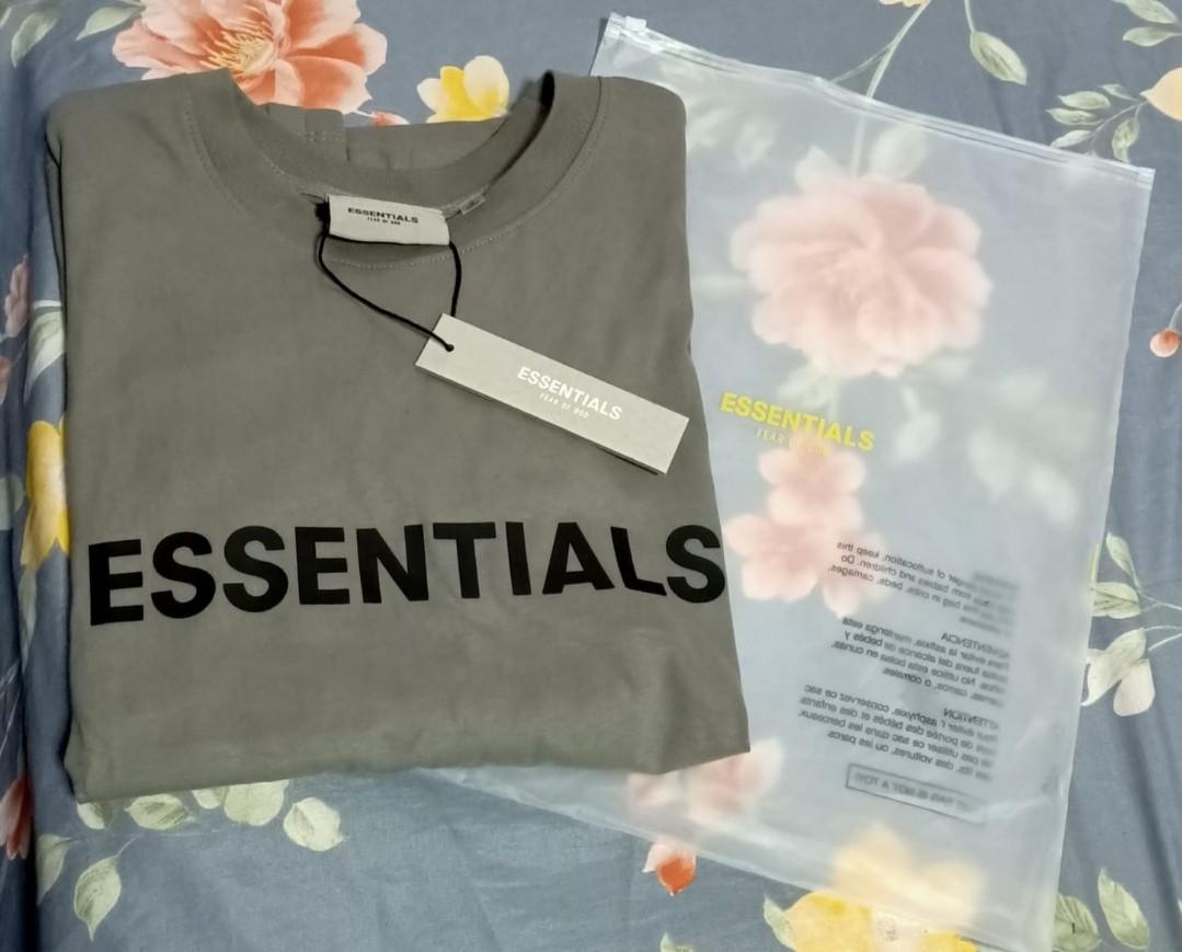 (Restock )Fear of God essential 3d logo tee, Men's Fashion, Tops & Sets ...