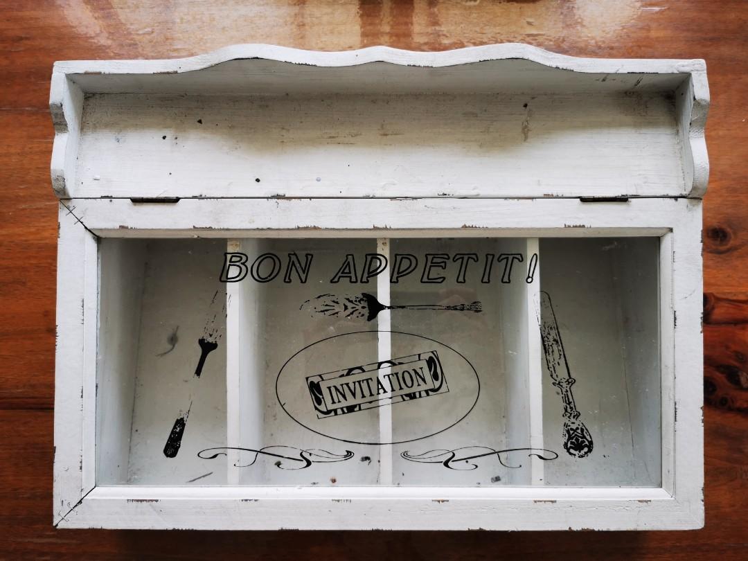 Slanted shabby vintage look white wooden cutlery box with glass lid ...