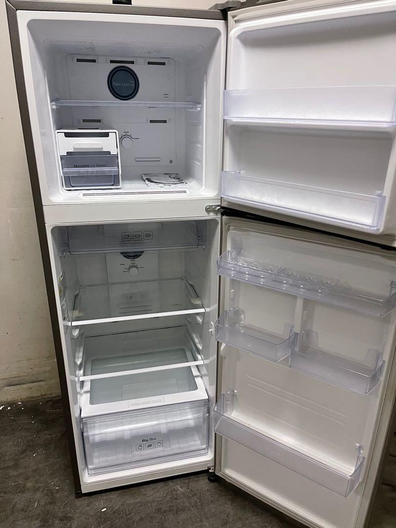 Very new Samsung 321L refrigerator / fridge, TV & Home Appliances ...