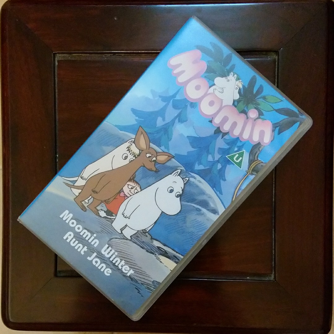 *中古珍藏*90年代姆明電影MOOMIN Winter/Aunt Jane [VHS], 興趣及遊戲, 玩具 & 遊戲類 - Carousell