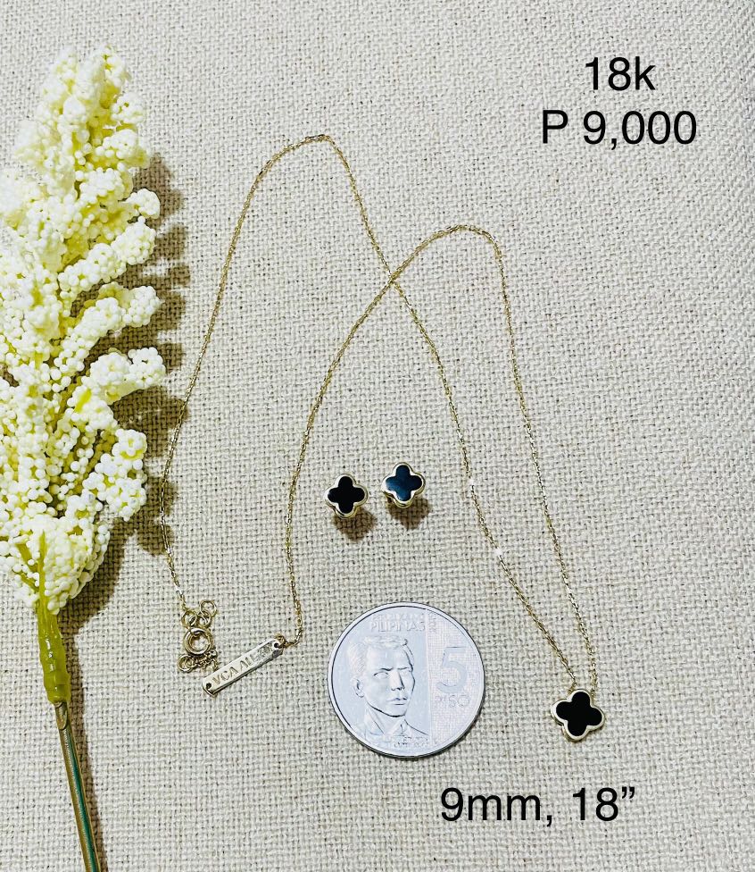 VCA Alhambra set 18k yellow gold, Women's Fashion, Jewelry & Organizers ...