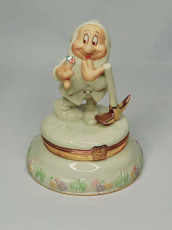 Disney 7 Dwarfs Lenox Treasure Box Figurine "Bashful" (Complete Set of ...