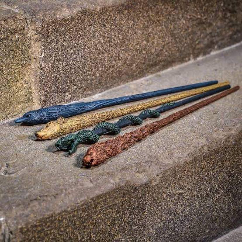 Official Slytherin Mascot Wand, Hobbies & Toys, Memorabilia ...