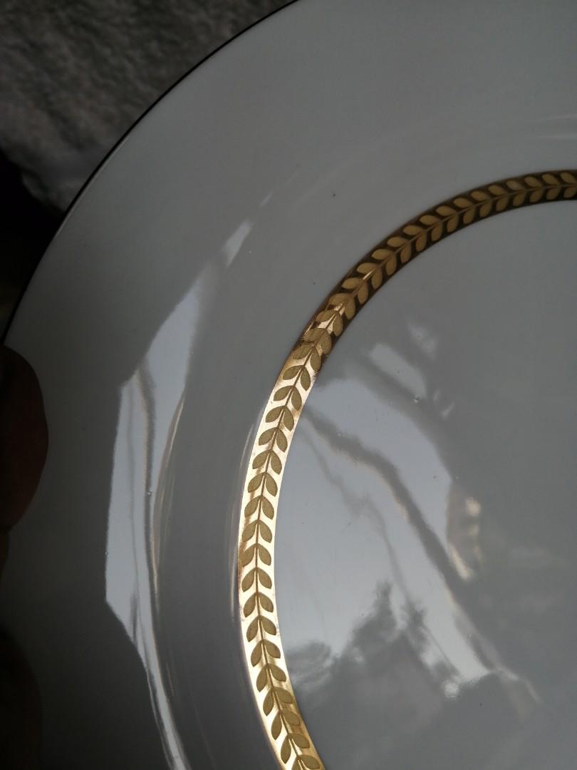 PRICE DROP: Retroneu Imperial Gold Show Plate, Hobbies & Toys ...