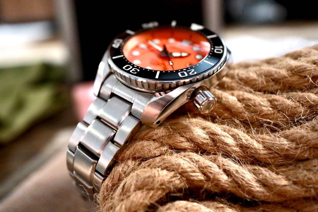 Seiko SBDC005 orange dial., Men's Fashion, Watches & Accessories ...