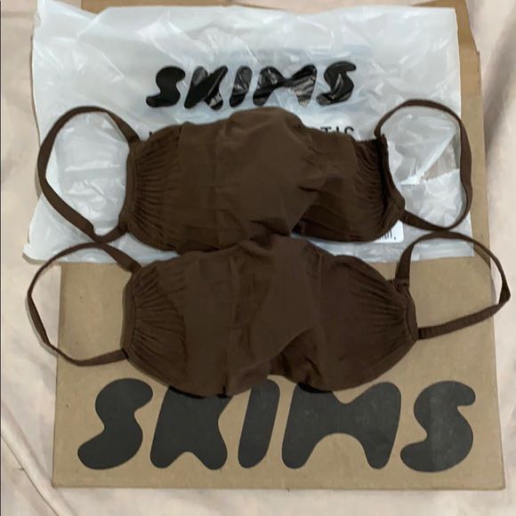 Skims face masks, Women's Fashion, Watches & Accessories, Other ...