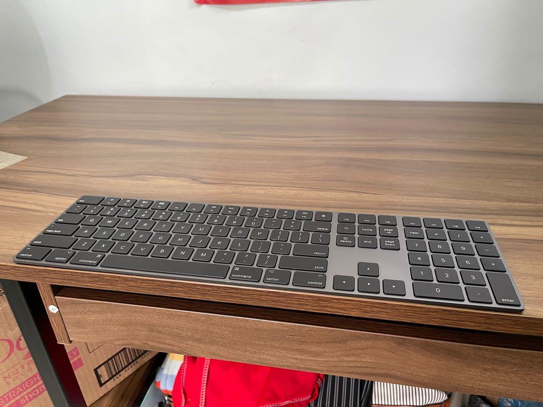 (Space Gray) Apple Magic Keyboard with Numeric Keypad, Computers & Tech, Parts & Accessories ...