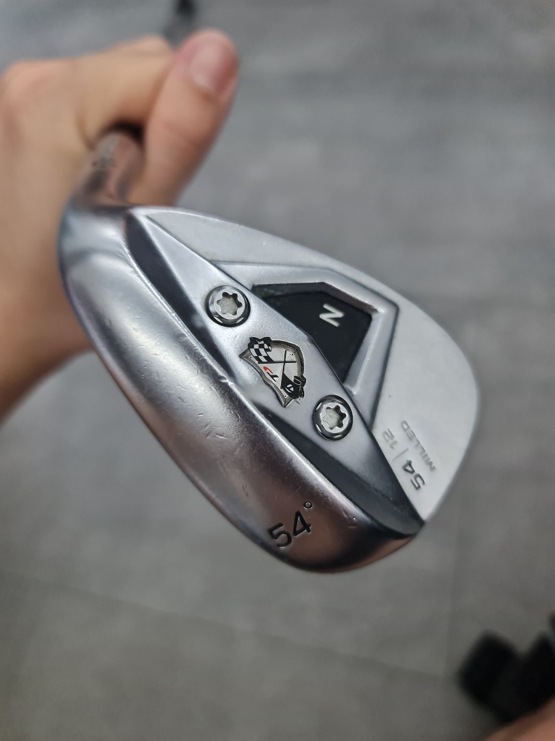 Taylormade 54 wedge kbs shaft, Sports Equipment, Sports & Games, Golf ...