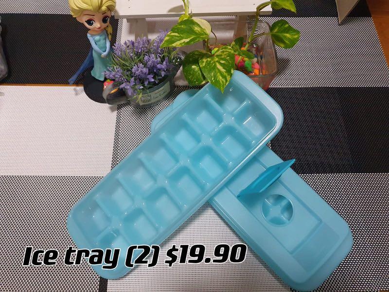 Tupperware Ice Tray (set of 2), TV & Home Appliances, Kitchen ...