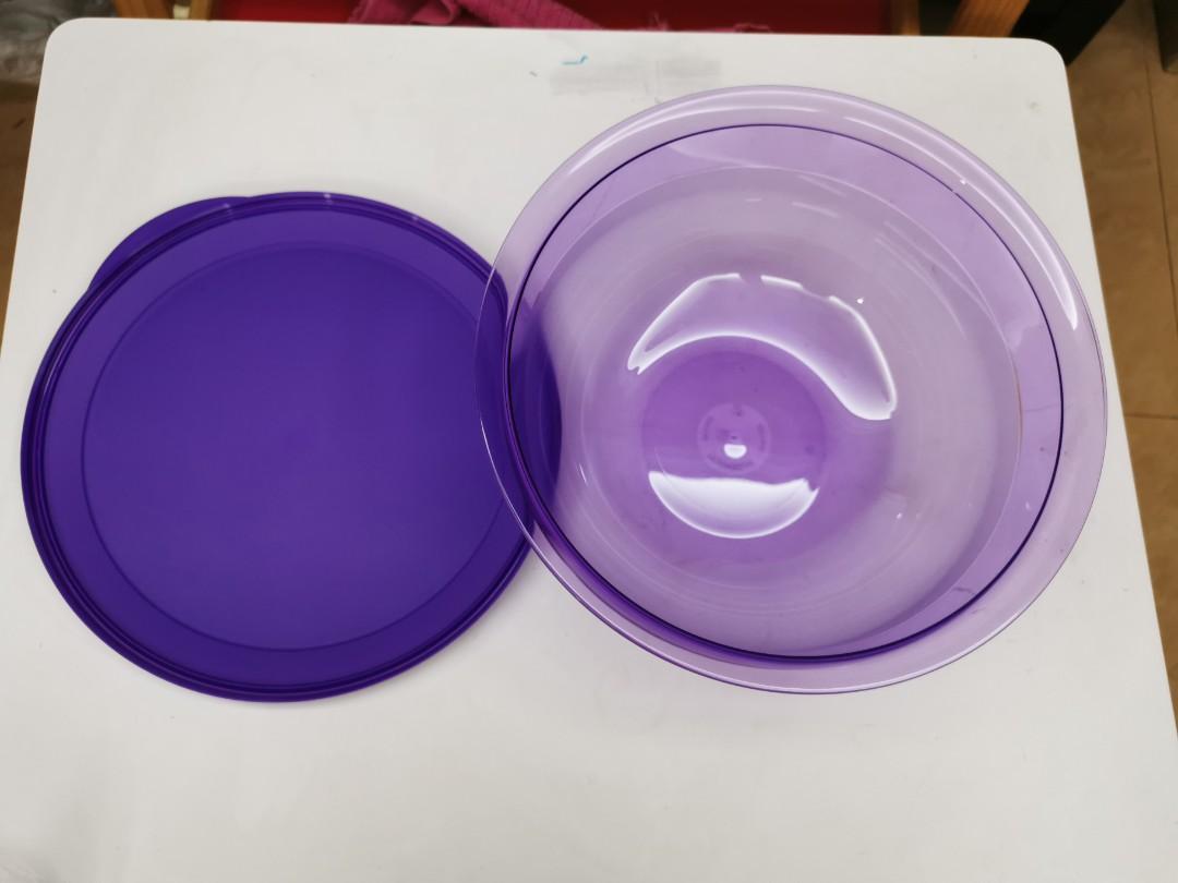 Tupperware round container, Furniture & Home Living, Kitchenware ...