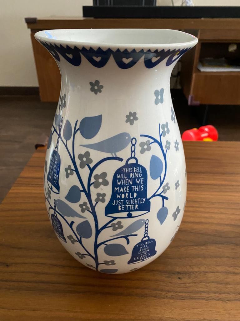 V&A vase, Furniture & Home Living, Home Decor, Vases & Decorative Bowls ...