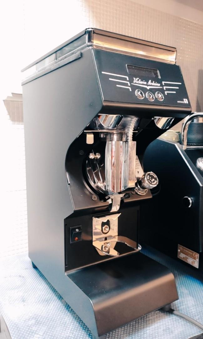 Victoria Arduino Mythos One Grinder, TV & Home Appliances, Kitchen ...