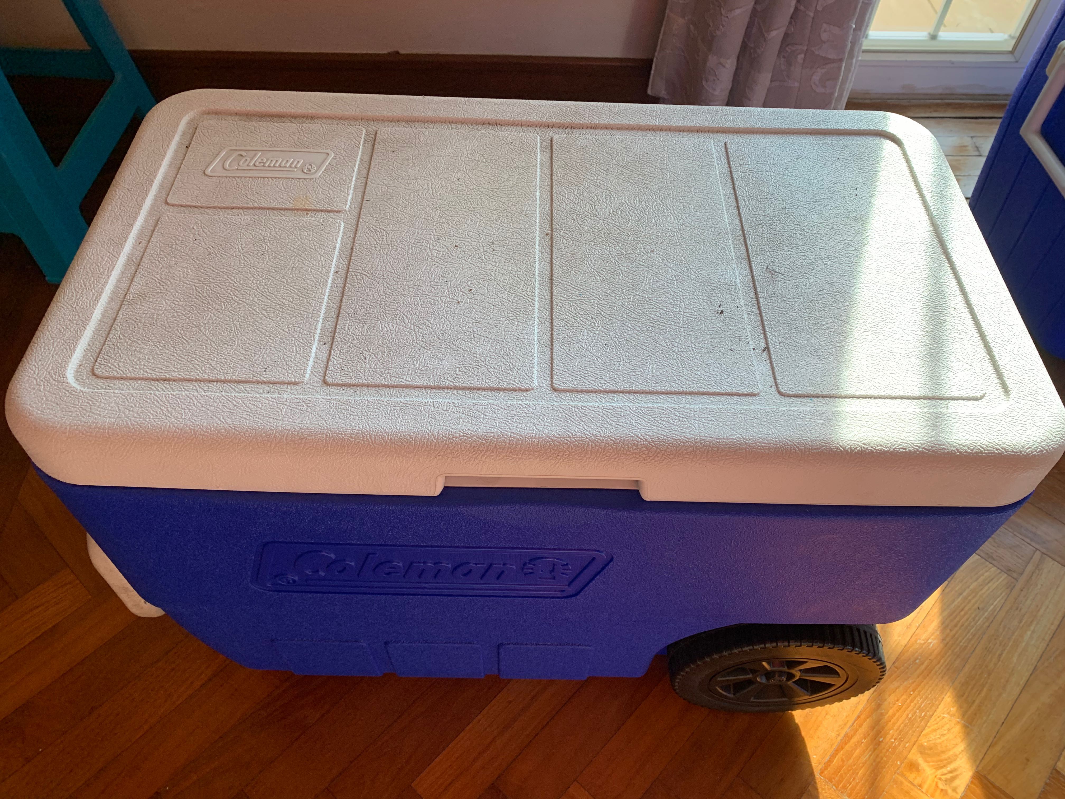 Coleman rolling ice box, Furniture & Home Living, Kitchenware ...