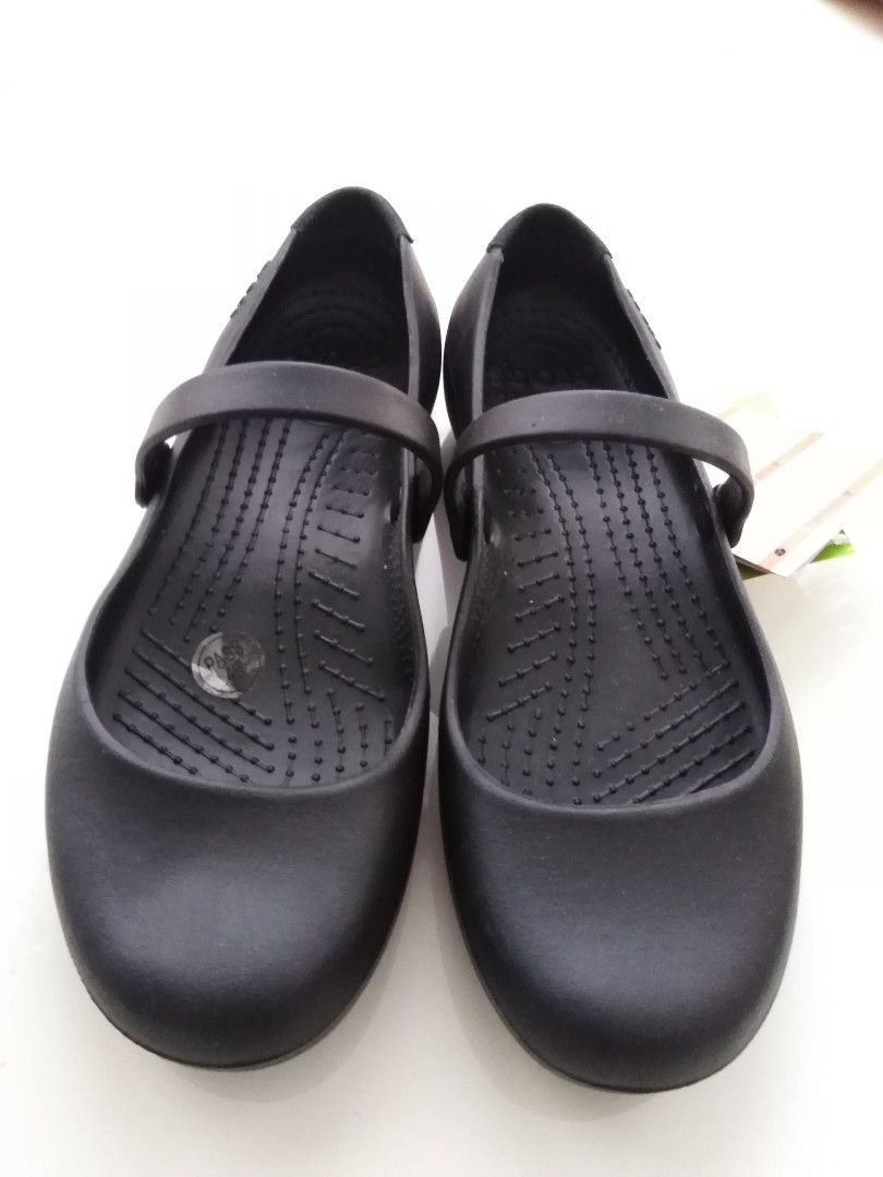 crocs alice work w7, Women's Fashion, Footwear, Flats on Carousell