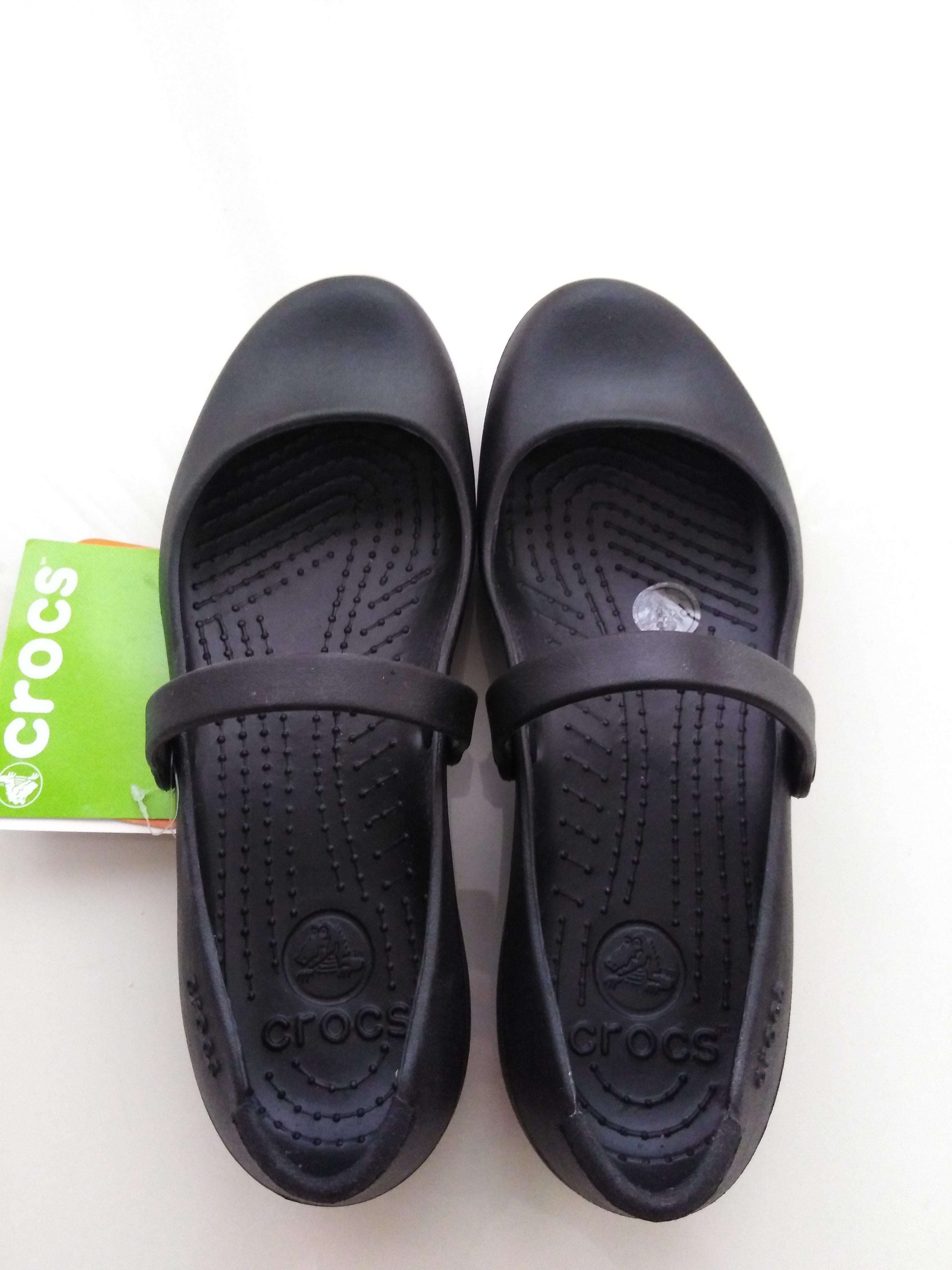 crocs alice work w7, Women's Fashion, Footwear, Flats on Carousell