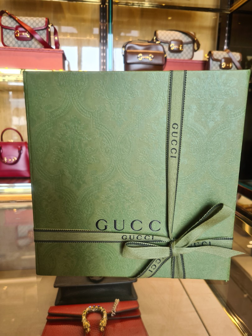 Authentic GUCCI Box, Women's Fashion, Jewelry & Organisers, Accessory ...