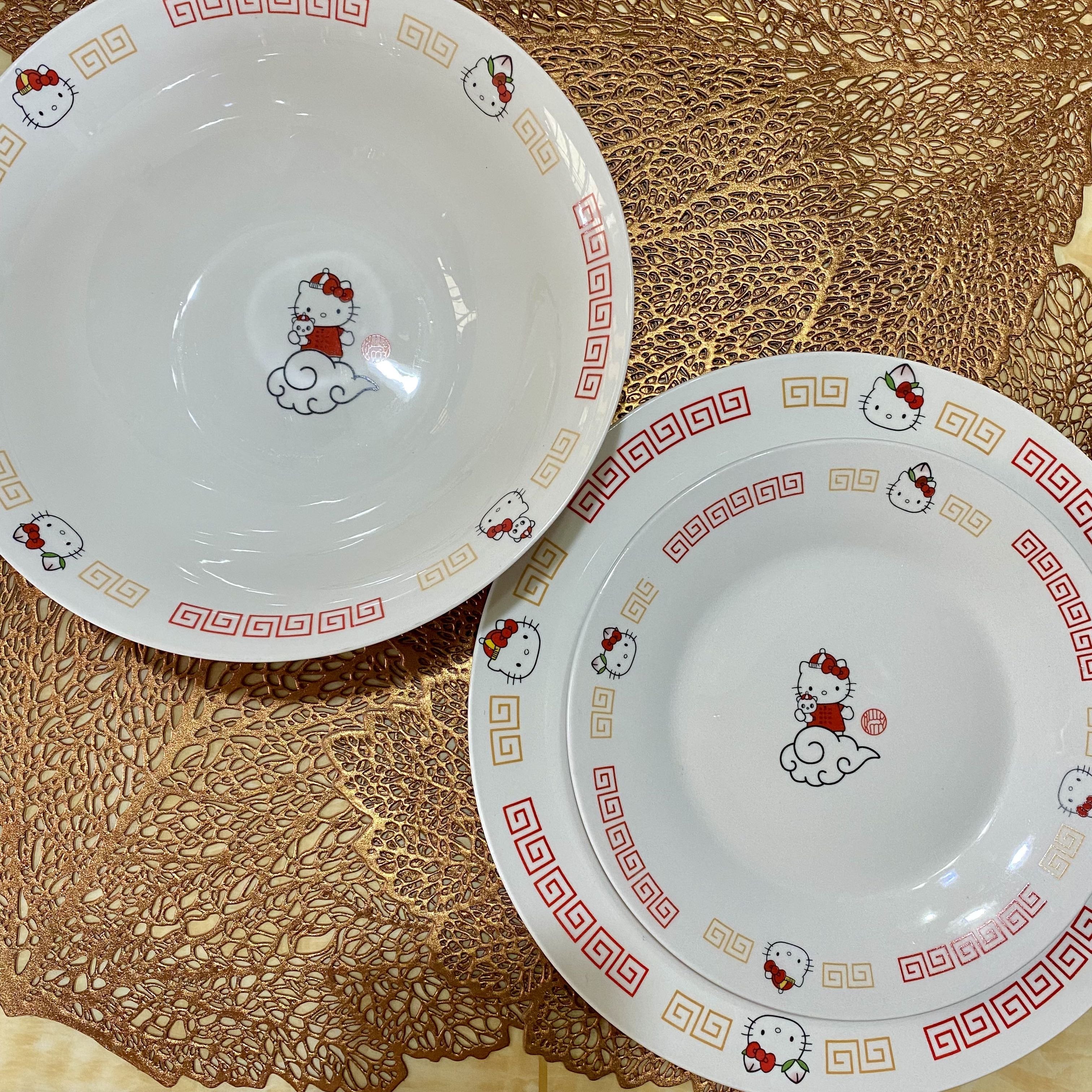 Hello Kitty Dinner Set, Furniture & Home Living, Kitchenware ...