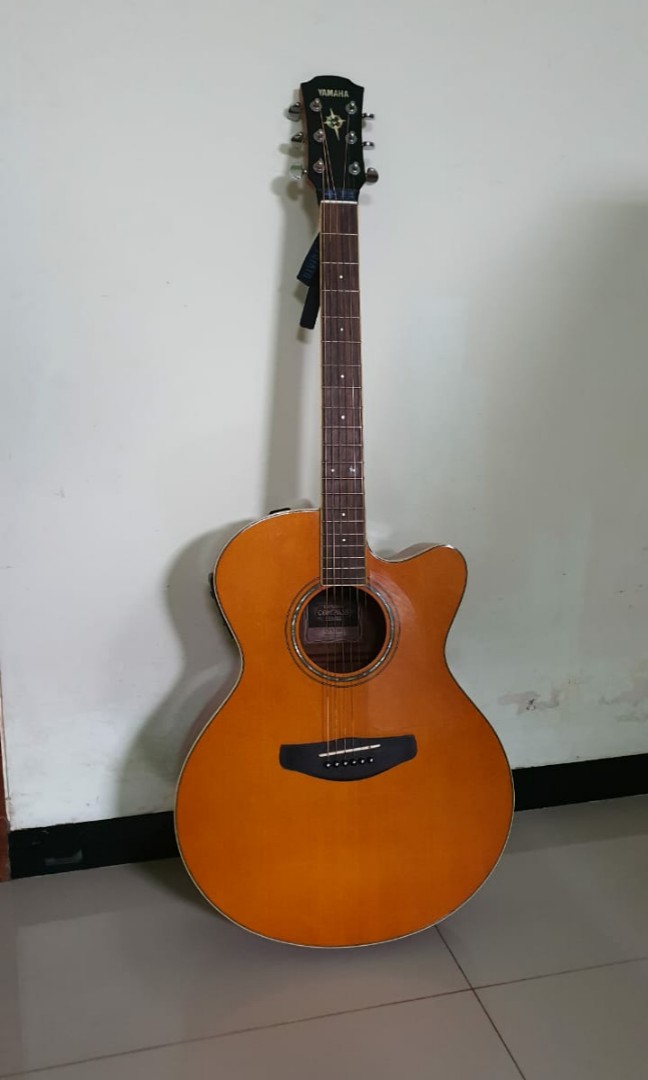 Jual Murah Gitar Akustik Elektrik Yamaha CPX 600, mulus, jarang pakai ...