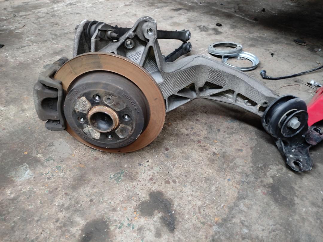 Mini Cooper S R56 Rear Knuckle set lower arm bush disc caliper pump ...