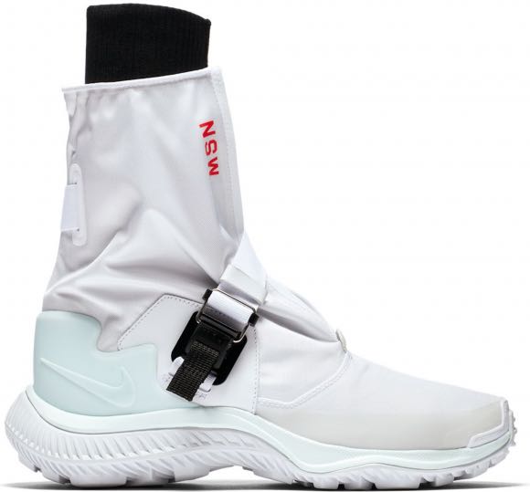 Nike NSW Gaiter Boot Barley Green, Luxury, Sneakers & Footwear on Carousell