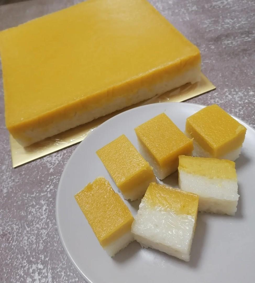 Puteri Salat Pandan/Durian, Food & Drinks, Homemade Bakes on Carousell
