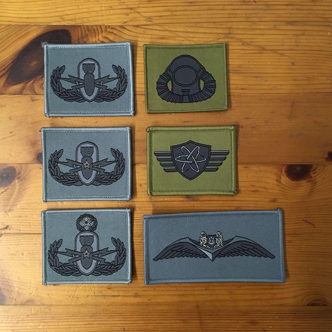 SAF no4 badges EW DIVER UAV US EOD, Hobbies & Toys, Memorabilia ...
