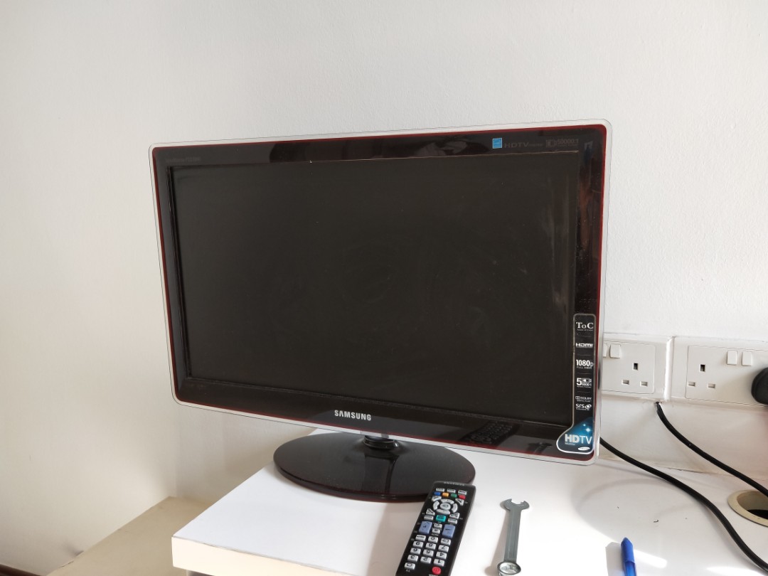 Samsung 23 inch HD tv, TV & Home Appliances, TV & Entertainment, TV on ...