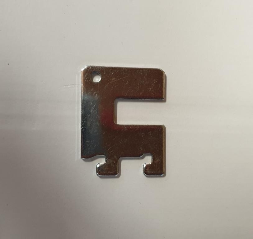 Square Bar Bracket, Furniture & Home Living, Furniture, Shelves ...