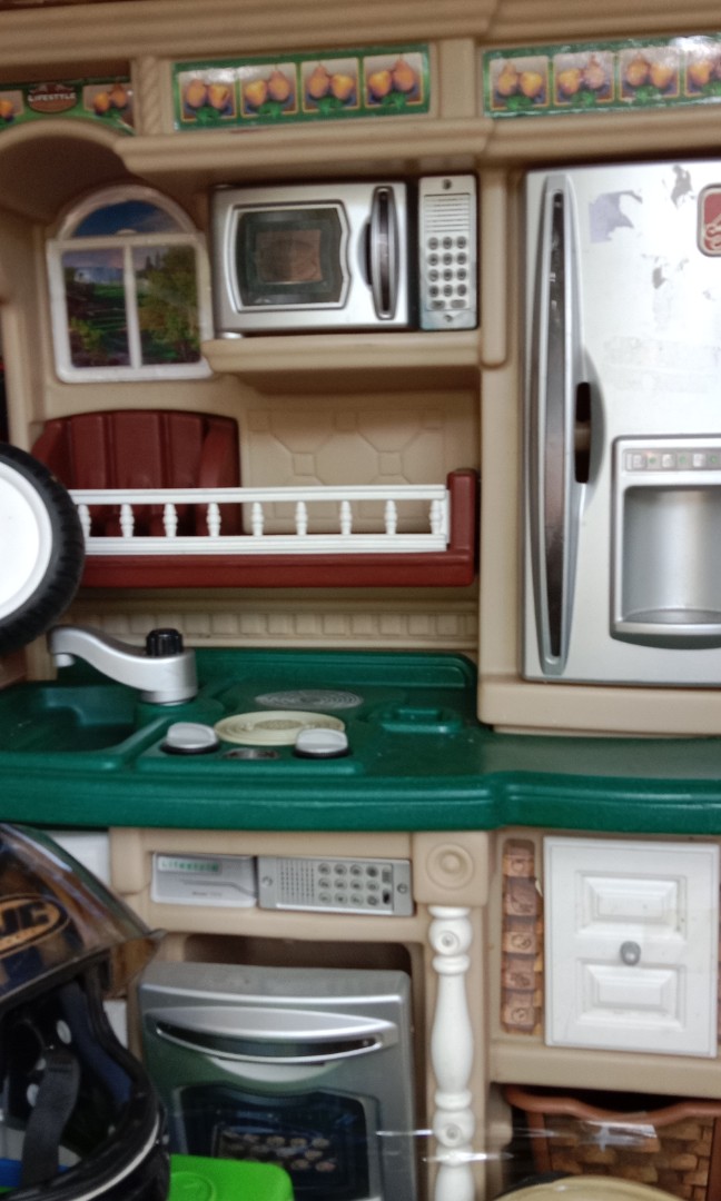 Step2 kitchen toy, Babies & Kids, Infant Playtime on Carousell