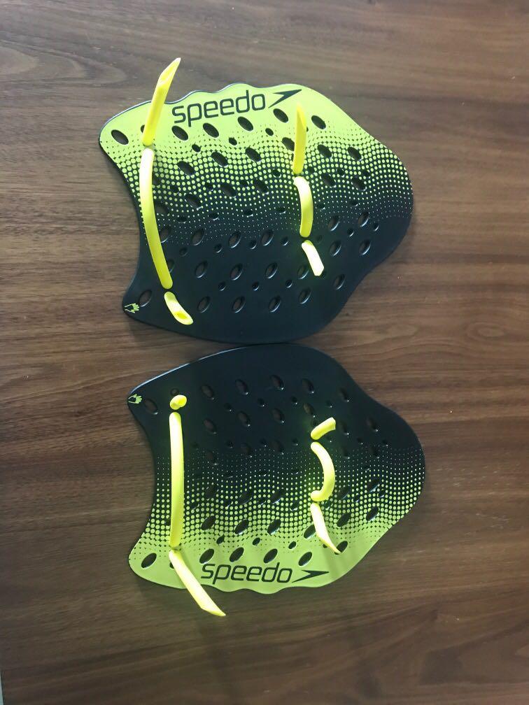 Swim paddle - Speedo Power Plus large size, Men's Fashion, Bottoms ...