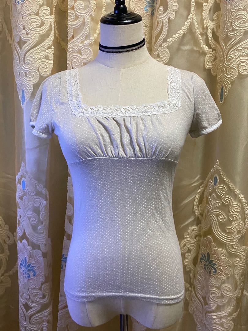 Thrifted Top, Women's Fashion, Tops, Shirts on Carousell