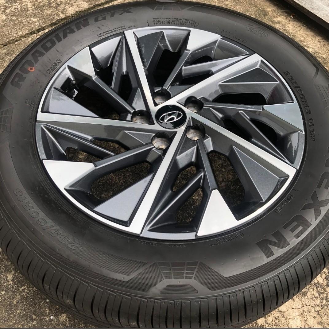 18" Hyundai Tucson rims with 235/60x18 Nexen tyres, Car Accessories ...