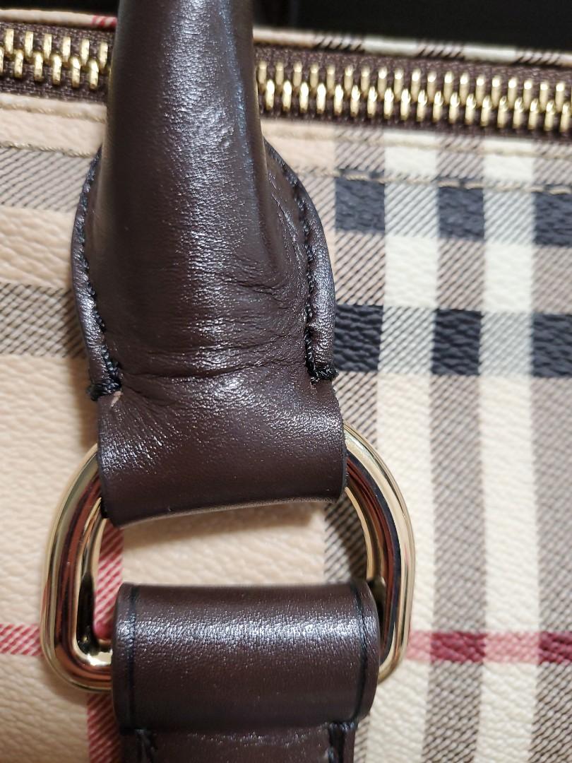 Burberry iconic check handbag 688, Luxury, Bags & Wallets on Carousell
