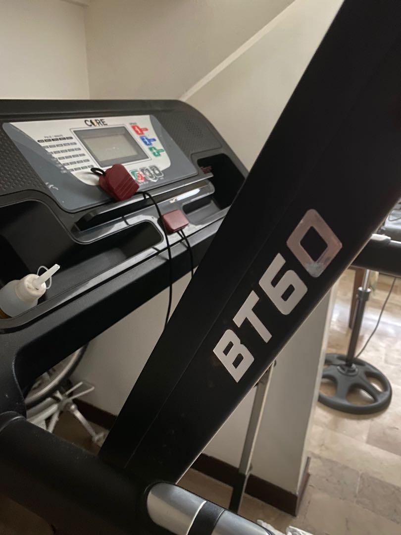 CORE BT60 Motorized Foldable Treadmill, Sports Equipment, Exercise ...
