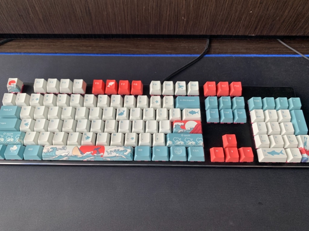 GMMK full size custom keyboard/barebones kit, Computers & Tech, Parts ...