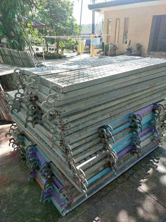 GALVANIZED CATWALK PANNEL, Commercial & Industrial, Construction Tools ...