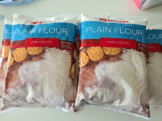 Redman Plain Flour, Food & Drinks, Homemade Bakes on Carousell