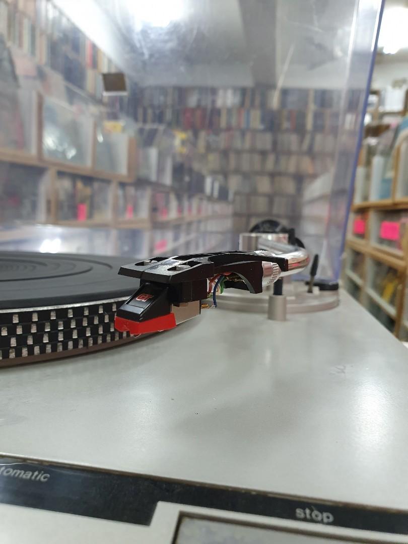 Technics SL-B2 Turntable, Audio, Portable Music Players on Carousell