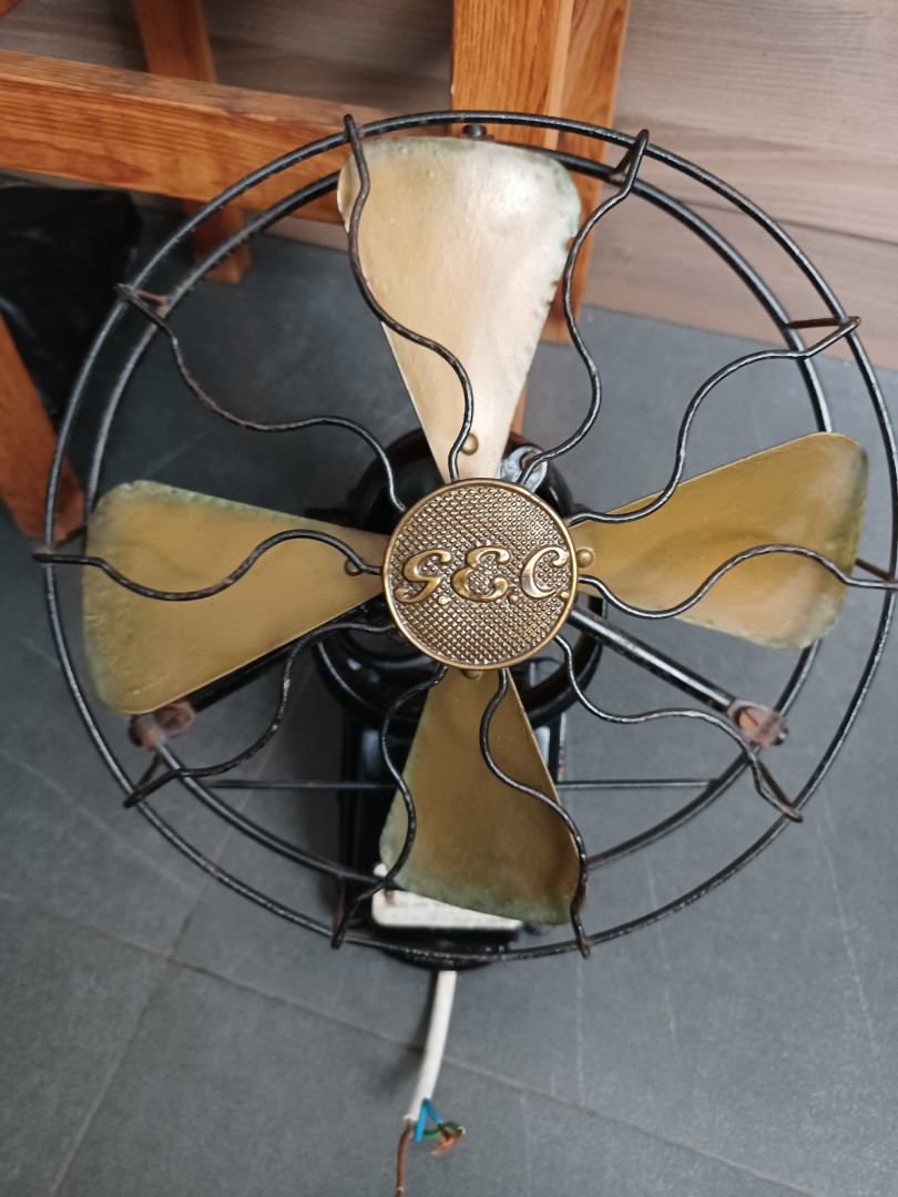 Antique GEC Wall Fan, Hobbies & Toys, Memorabilia & Collectibles ...