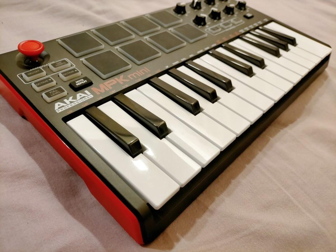 Akai MPK Mini MIDI Keyboard, Hobbies & Toys, Music & Media, Musical ...