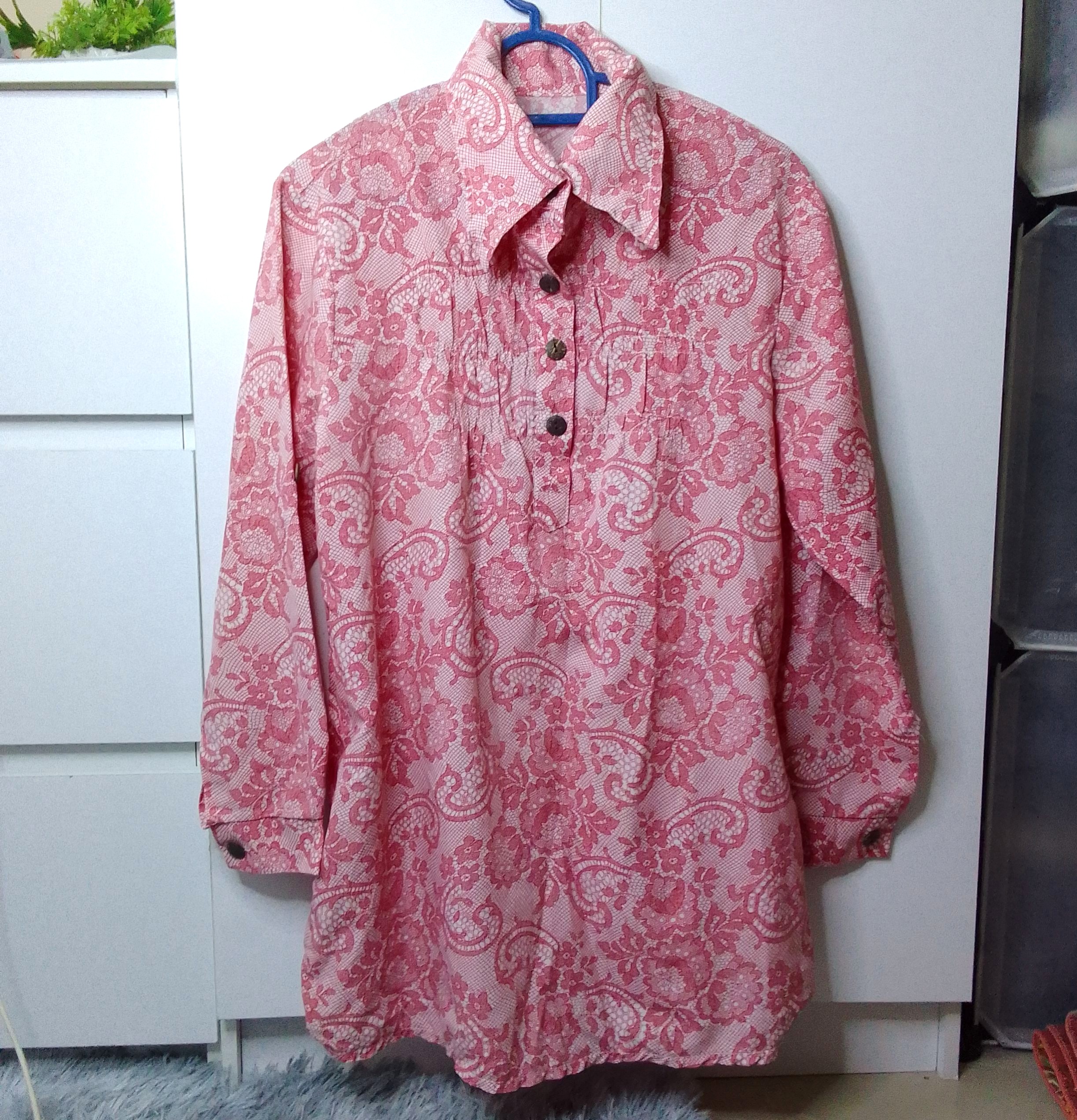 Blouse kerawang merah #iluvposlaju, Women's Fashion, Tops, Blouses on ...