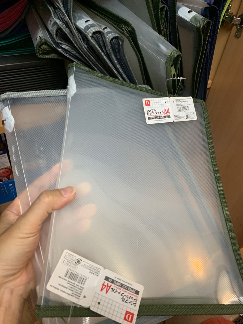 Daiso A4 Plastic Folders with zippers, Hobbies & Toys, Stationery ...