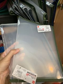 Daiso A4 Plastic Folders with zippers, Hobbies & Toys, Stationery ...