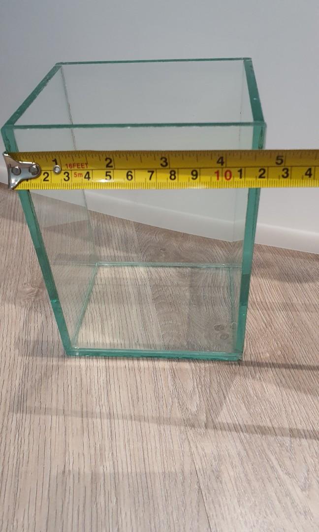 GLASS FISH TANKS, Sports Equipment, Fishing on Carousell