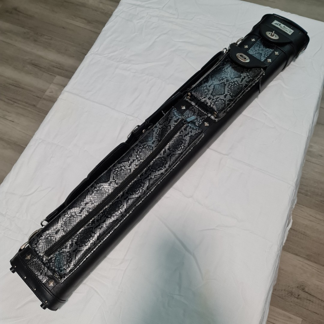 Mezz 3x5 cue case, Sports Equipment, Sports & Games, Billiards ...