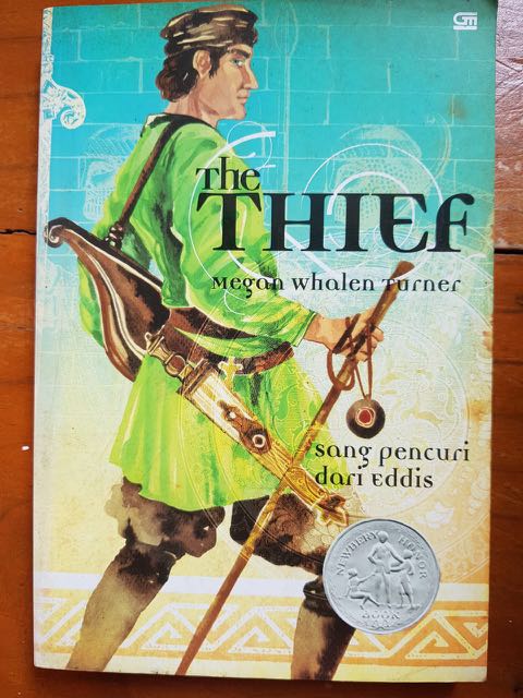 The Thief - Megan Whalen Turner, Buku & Alat Tulis, Buku di Carousell
