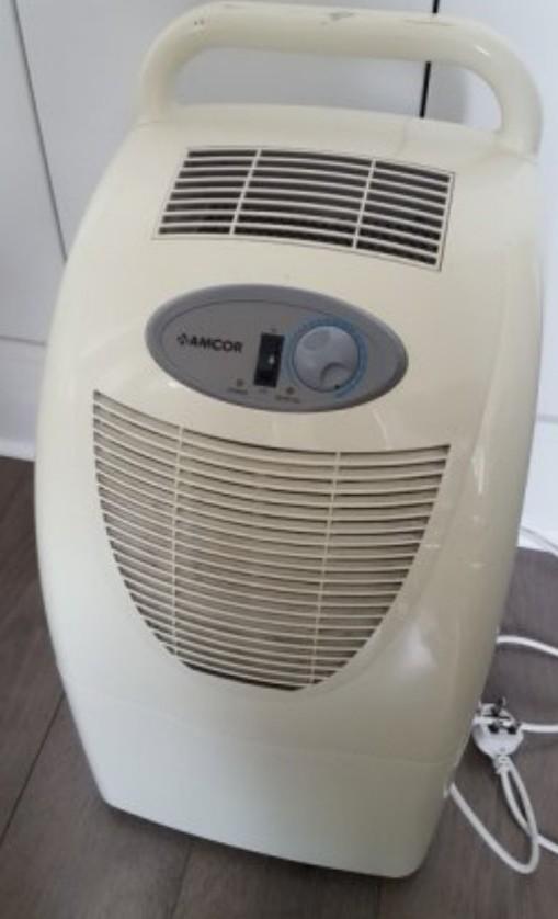 Amcor dehumidifier HD320, TV & Home Appliances, Air Purifiers ...